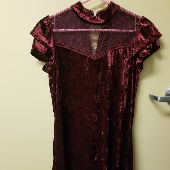 City Triangles | Dresses | Maroon Velvet Mini Swing Dress | Poshmark